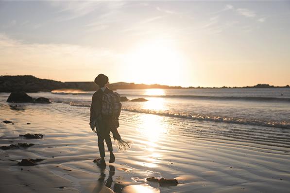 南非阿尔戈阿湾(Algoa Bay）成为世界鲸豚遗产地_三联生活周刊